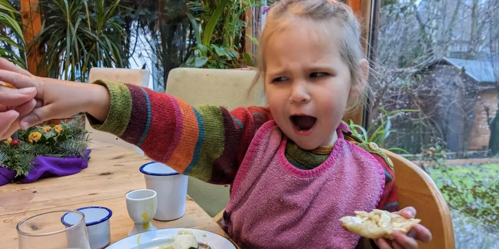 Wie Kinder essen lernen | kinder-verstehen.de